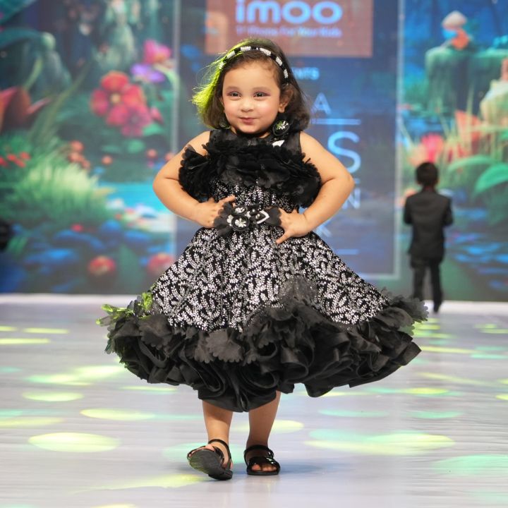 Mumkins - Buy Partywear Dresses for Kids Online